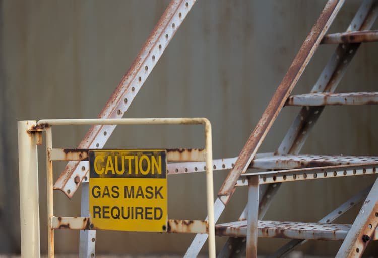 Oil companies leak toxic gas across Texas — making local residents sick ...